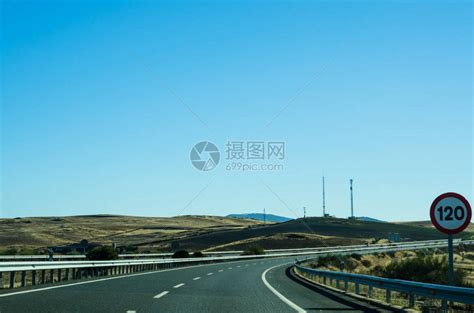 西班牙山脉的快速捷径高清图片下载 正版图片505708913 摄图网