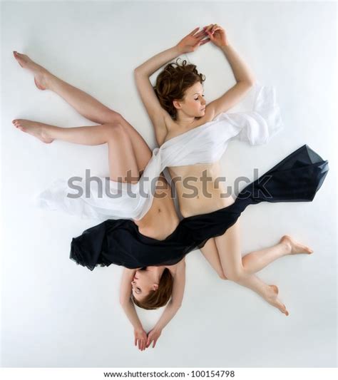 Beauty Naked Woman Yin Yang Position Stock Photo Shutterstock