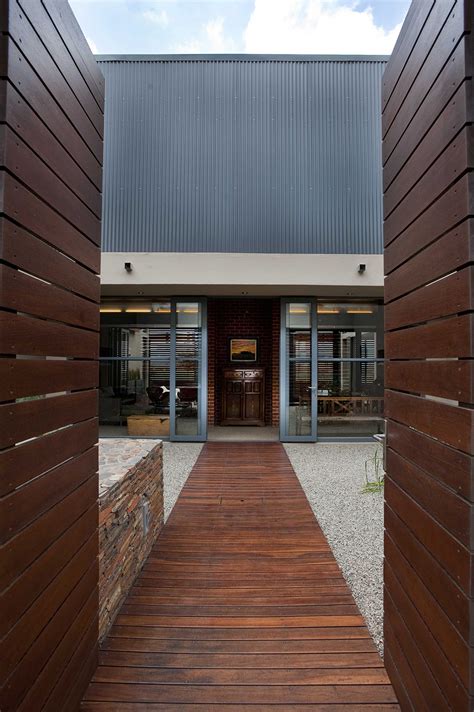House Steyn Thomas Gouws Architects