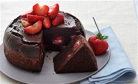 Torta Cioccolato Fragole E Maionese Loriginale Ricetta Della Calvè