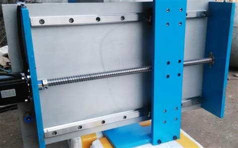 Linear Guide Rail Cnc Router Engraving Drilling And Milling Machine Metal Engraver Ly Cnc 3040l