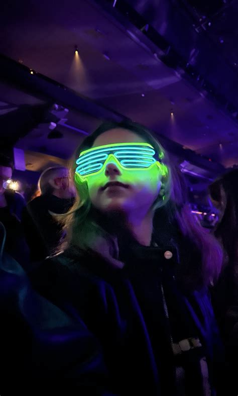 My 10 Year Old Daughter At Her First Concert Rvaporwaveart