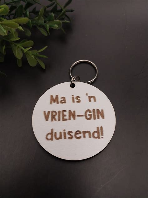 Vrien Gin Duisend Key Chain Youniq