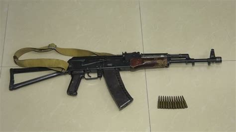 პოლიციამ მესტიასა და თბილისში უკანონო ცეცხლსასროლი იარაღები ამოიღო