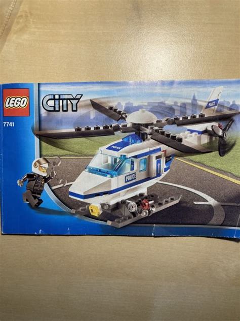 Lego City policijski helikopter set 7741