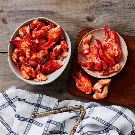 Maine Lobster Meat Wild Caught Claw And Knuckle 1lb