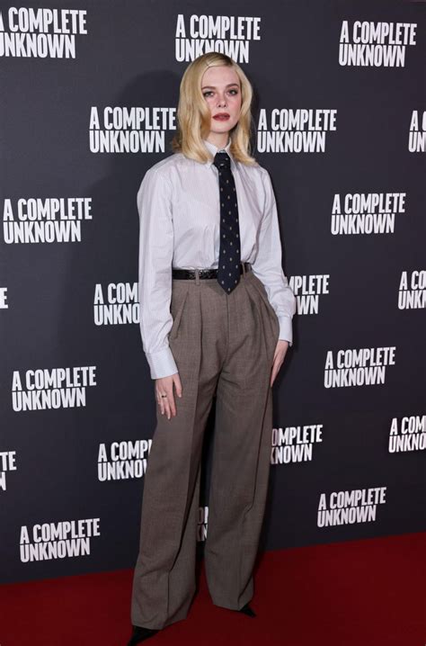 Elle Fanning At A Complete Unknown Photocall In London 12162024