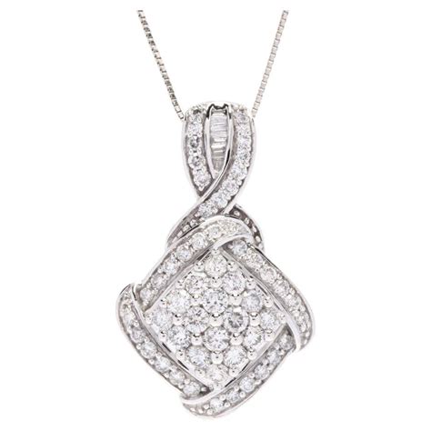 14k White Gold And Diamond Cluster Pendant Necklace For Sale At 1stdibs