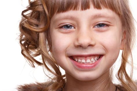Portrait Dune Fille De Chatte Image Stock Image Du Regarder Enfant