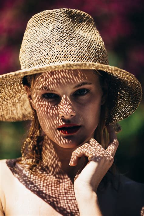 Hannah Holman Nude Photos Thefappening