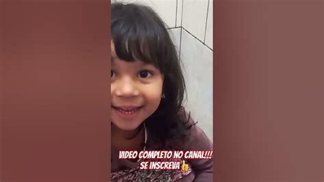 Helena Cuidando Do Irmãozinho Youtube Helena Cuidando Do Irmãozinho Youtube