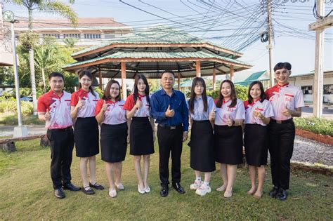 โรงเรียนสว่างแดนดินสว่างศึก โรงเรียนสว่างแดนดินสว่างศึกษา