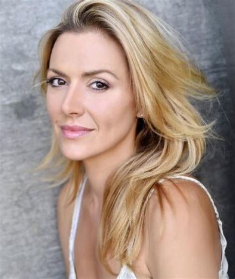 Allison Mcatee Filmes Biografia E Listas Na Mubi