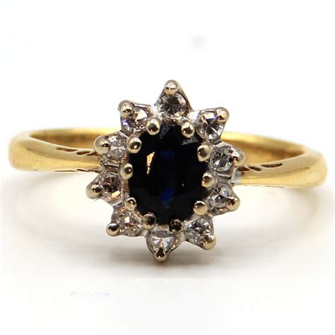 Кольцо с сапфиром и бриллиантами купить по лучшей цене в Магазине 583