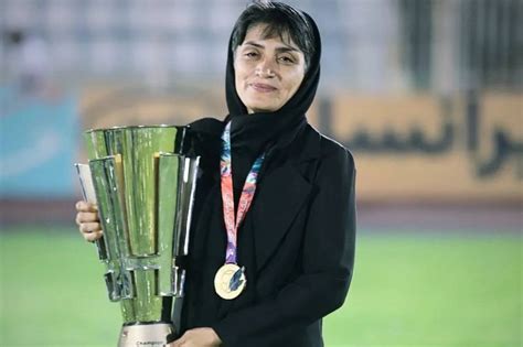 مرضیه جعفری سرمربی خاتون بم ارتفاع محل بازی برای نماینده بوتان مثل دوپینگ بود فوتبالی