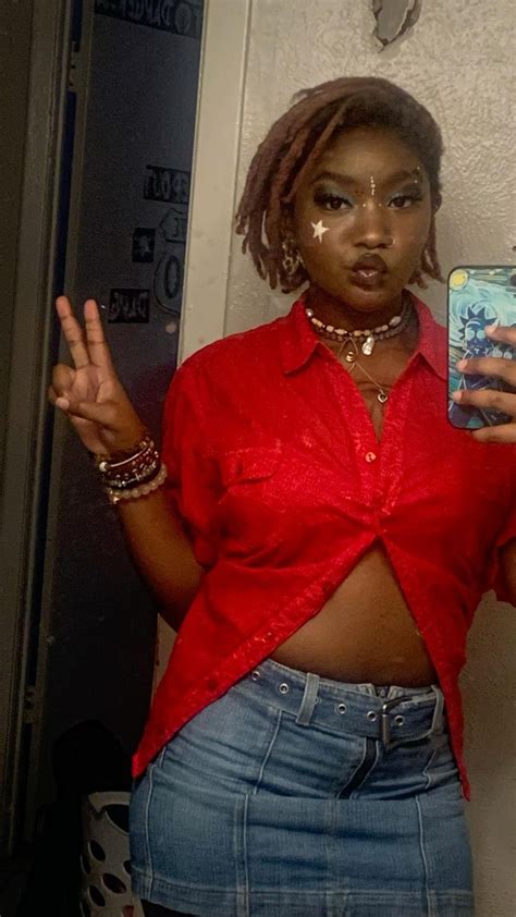 Ooooooh Bratz💅🏾💋 Mini Skirts Red Leather Jacket Outfit Inspirations