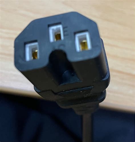 Cisco C9300 Nexus Power Cord 電腦＆科技 商務用科技產品 Carousell