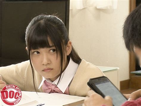 こたつの中の無防備な下半身に我慢できずイタズ… Eroflix エロフリックス エロ動画サイト