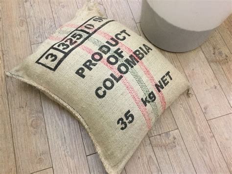 How To Grade Green Coffee Size Defects Scoring Quality — Rocc