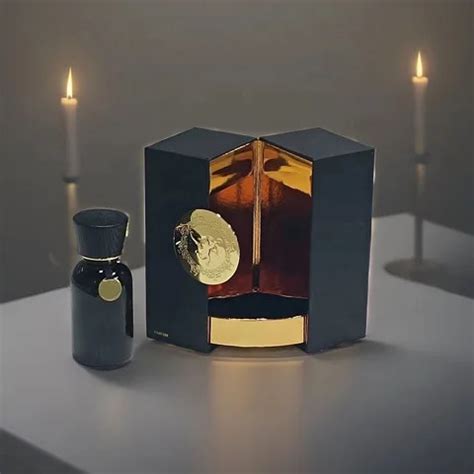 Buy Niche Brand Perfume Hard Paper Box With Zamac Plate Quality