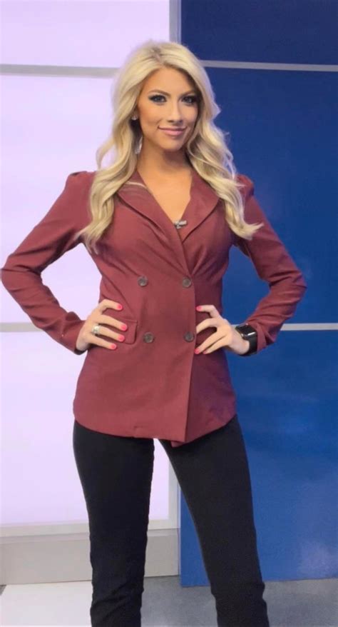 Kwch12 In Wichita Ks Has Another Hottie Brityne Rucker Is The Morning