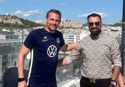 Meeting Pascal Formann Of Wolfsburg Athens Goalkeepers Academy