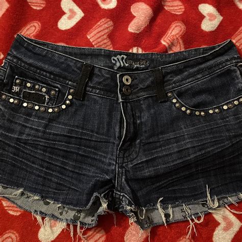 Miss Me Jean Shorts😻😻 She Fits Perfeft For Size M Depop
