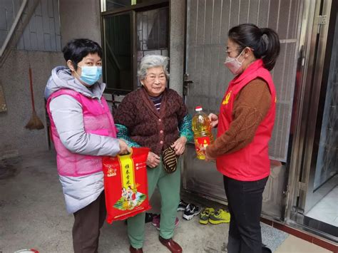 岁寒情愈暖年近情更浓侨区各村社区开展新春走访慰问活动