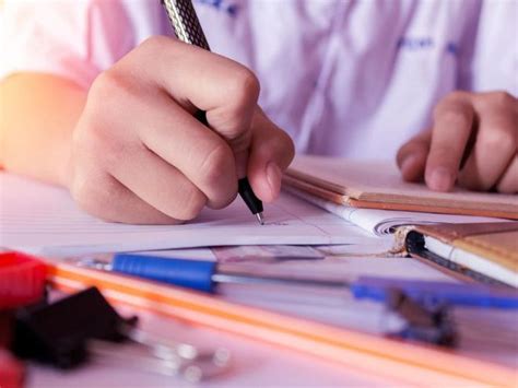 Cambridge Igcse Language Paper 1 Q2 D Teaching Resources