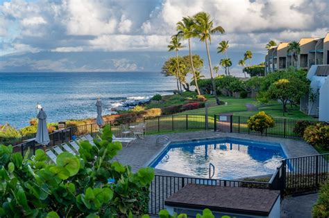 Napili Point Vacation Rentals Kbm Resorts