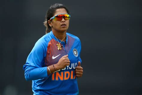 Veda Krishnamurthy Announces Retirement From Professional Cricket