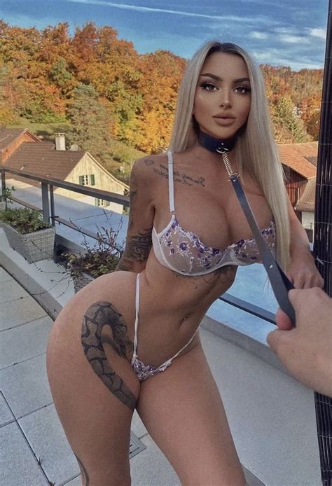 Celine Centino Bigbutshy