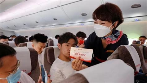 Хятадад үйлдвэрлэсэн С919 онгоц анхны нислэгээ Бээжин Шанхай хотуудын хооронд амжилттай хийжээ