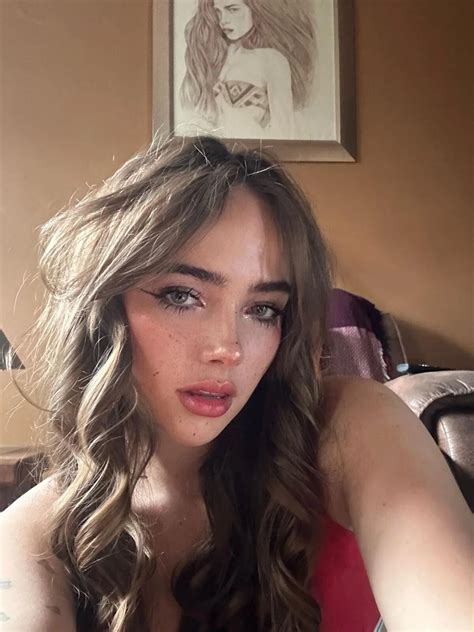 Quién Es Stela Mueller La Nueva Novia De Santa Fe Klan Infobae