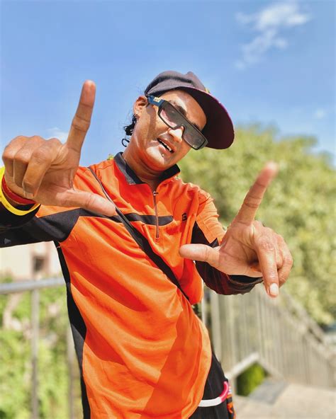 Sirdevansh Sirdevansh • Threads Say More