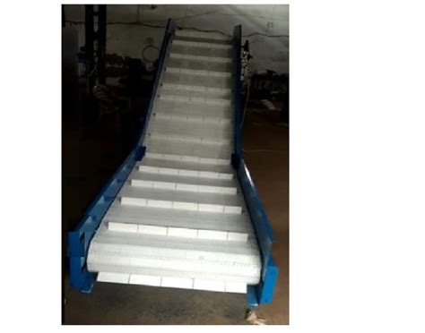 Automatic Stainless Steel Modular Conveyor Operating Speed 2 3 M S Capacity 50 100 Kg Per