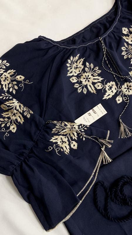 Темно синя довга вишита сукня — ціна 1250 грн у каталозі Довгі сукні Купити жіночі речі за