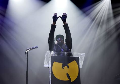 NYC Selling Wu Tang Clan District Street Signs