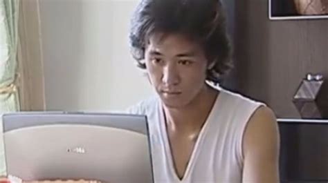 弟弟在家看不良网站，被姐姐发现后，竟然还不承认！影视家庭好看视频