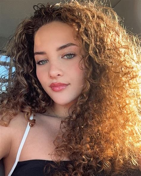 Picture Of Sofie Dossi