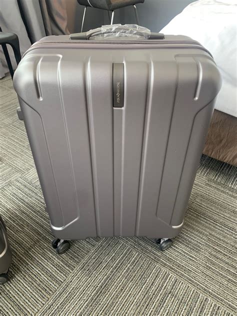 Samsonite Niar Spinner Medium And Large Hobbies And Toys Travel