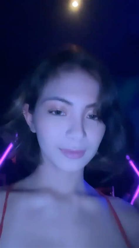 Siobe Lim R Celebsph