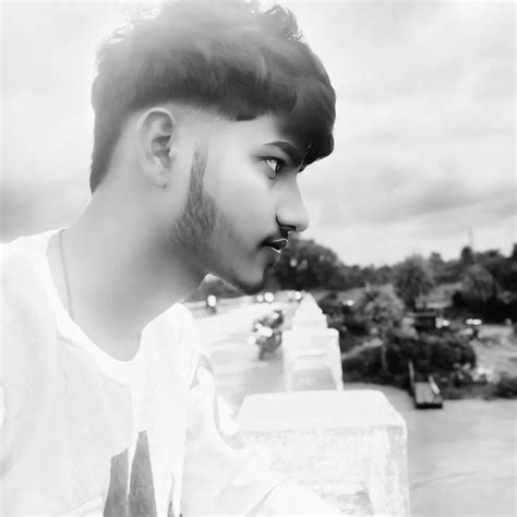 تنویر انصاری