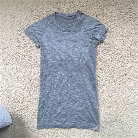 Lululemon Grey Swiftly Tech Size 4 Worn A Couple Depop