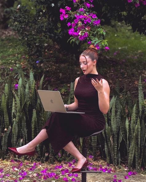 Paula Sanchiz Paulattier • Instagram Photos And Videos