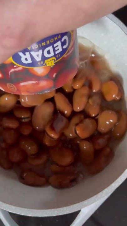 Meet Hummus Cousin Foul Mudamas Fava Bean Dip Youtube