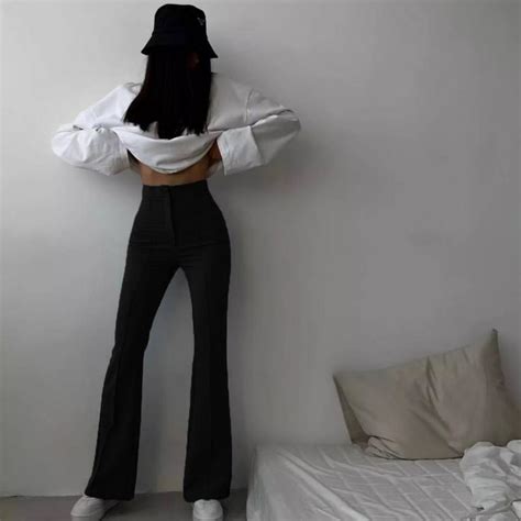 Кльош брюки в наявності — ціна 569 грн у каталозі Брюки Купити жіночі речі за доступною ціною на