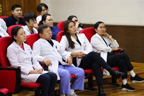 ЭМЧ ЭМНЭЛГИЙН МЭРГЭЖИЛТНҮҮДЭД ЭРХ ЗҮЙ БОЛОН ЁС ЗҮЙН СУРГАЛТ ХИЙЛЭЭ