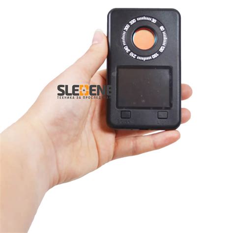 Детектор за откриване на обективи на камери —