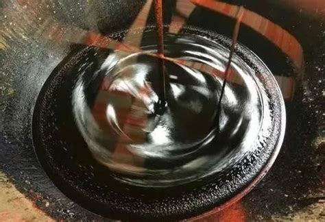 手工黑膏药制作过程你了解多少